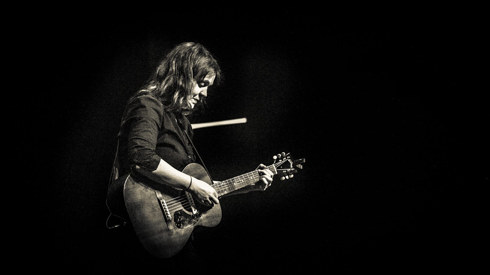 Beleef Amelia Curran | Grenswerk